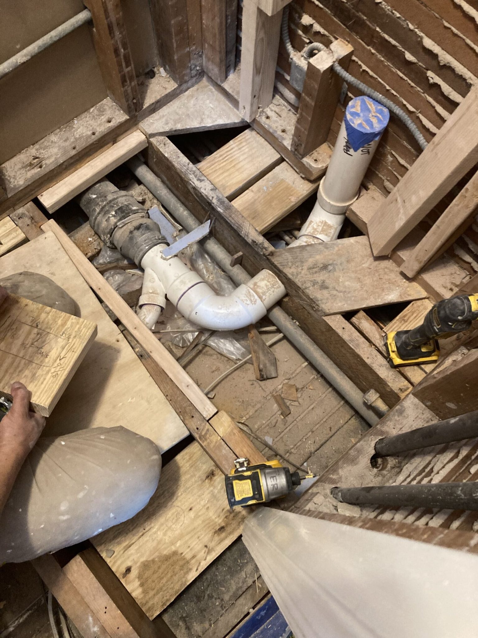 A Love Story In Design: Handyman Services Creates a Powder Bath That ...